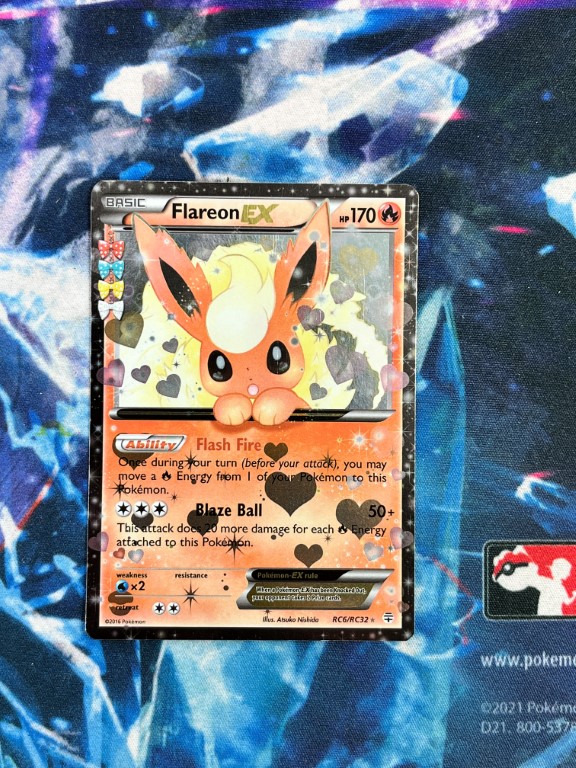 POKEMON TCG - Flareon EX - Generations: Radiant Collection - Appleby Games