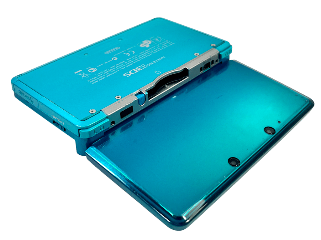Nintendo 3DS Console - Metallic Teal / Aqua - Appleby Games