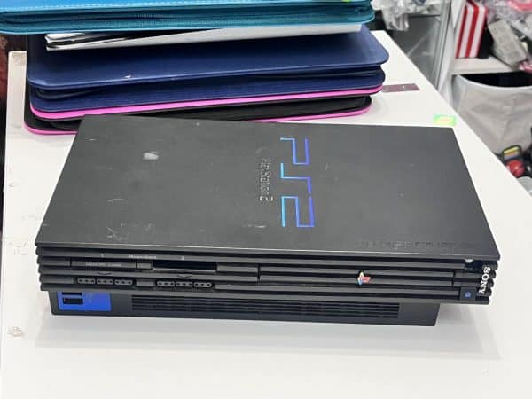 PS2 FAT CONSOLE *COMPLETE SET + 2 CONTROLLERS* PREOWNED - Appleby Games